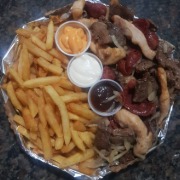 Churrasco Misto e Fritas